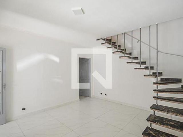 Casa à Venda Paulicéia, 5 Quartos, 250 m2