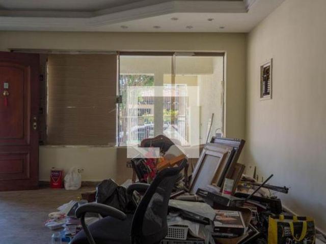 Casa à Venda Paulicéia, 6 Quartos, 300 m2