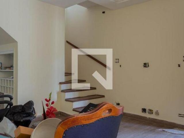 Casa à Venda Paulicéia, 6 Quartos, 300 m² São Bernardo do Campo