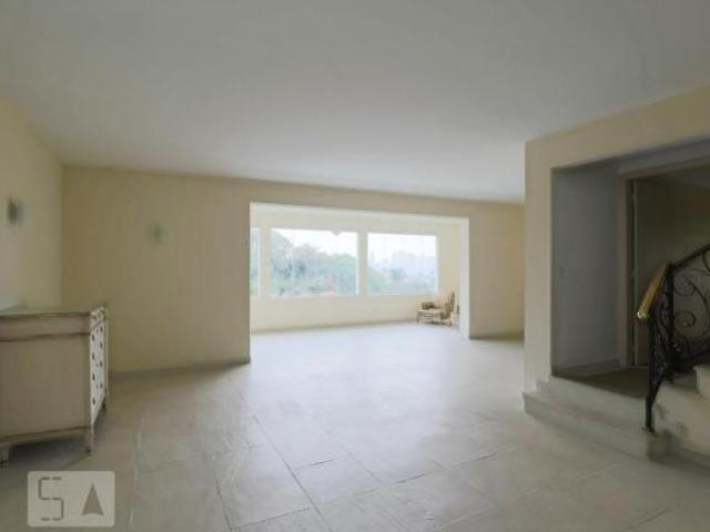 Casa à Venda Pacaembu, 3 Quartos, 369 m² São Paulo