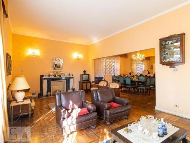Casa à Venda Pacaembu, 4 Quartos, 385 m2