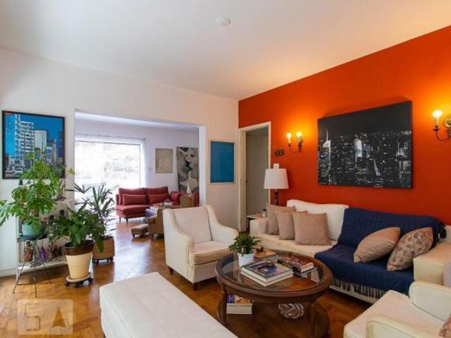 Casa à Venda Pacaembu, 4 Quartos, 390 m2