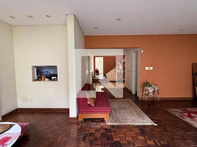 Casa à Venda Pacaembu, 4 Quartos, 403 m2