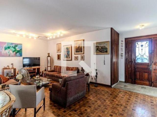 Casa à Venda Pacaembu, 4 Quartos, 400 m² São Paulo