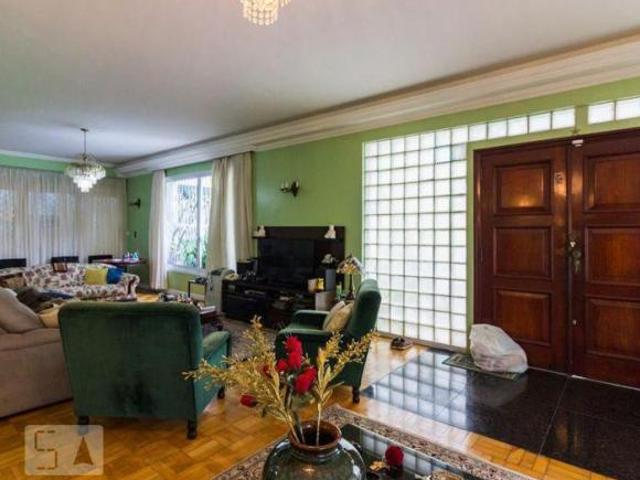 Casa à Venda Pacaembu, 4 Quartos, 400 m² São Paulo