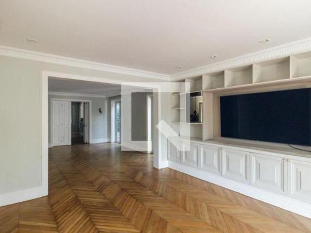 Casa à Venda Pacaembu, 4 Quartos, 520 m2