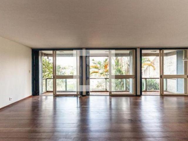 Casa à Venda Pacaembu, 5 Quartos, 350 m² São Paulo
