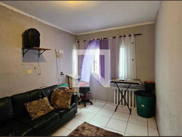 Casa à Venda Padroeira, 2 Quartos, 130 m² Osasco