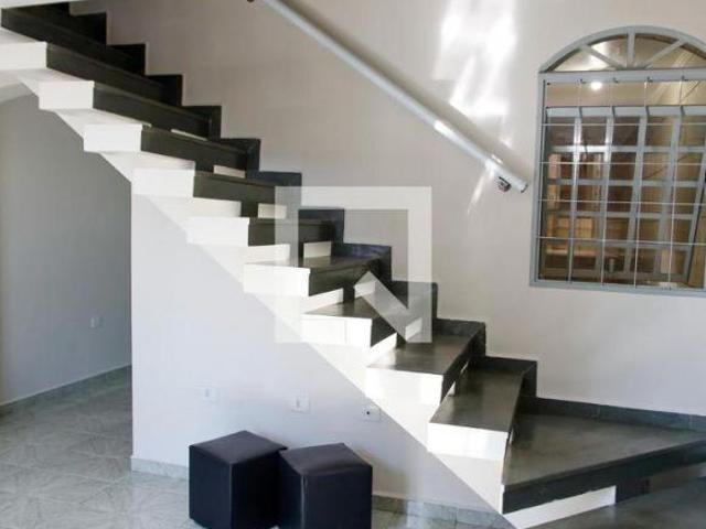 Casa à Venda Padroeira, 5 Quartos, 274 m² Osasco