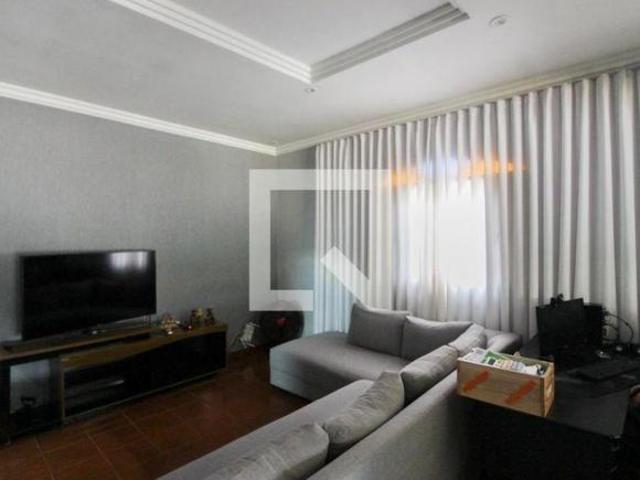 Casa à Venda Padre Eustáquio, 4 Quartos, 360 m² Belo Horizonte