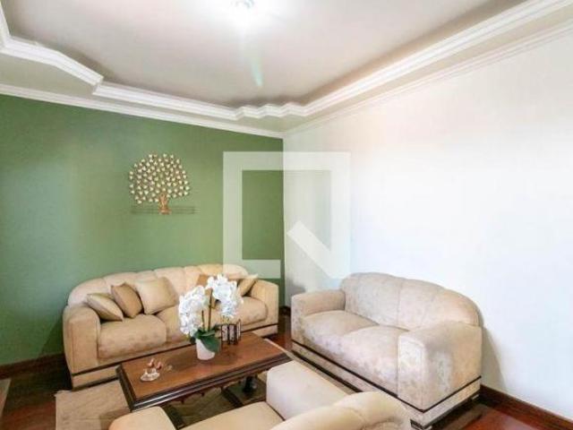 Casa à Venda Padre Eustáquio, 5 Quartos, 500 m² Belo Horizonte