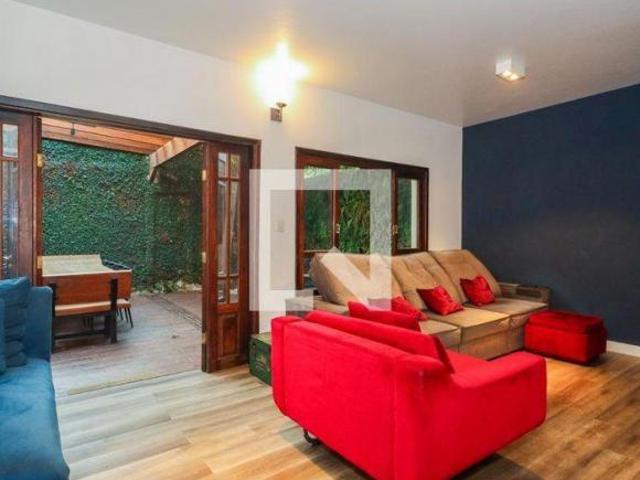 Casa à Venda Panamby, 4 Quartos, 162 m² São Paulo