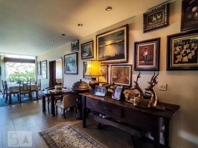Casa à Venda Panamby, 4 Quartos, 450 m2