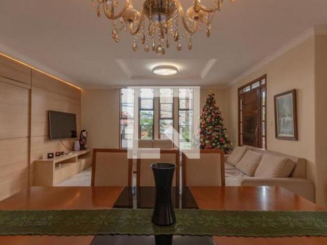 Casa à Venda Paquetá, 4 Quartos, 280 m² Belo Horizonte