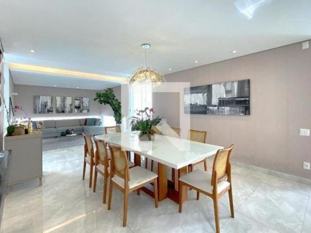 Casa à Venda Paquetá, 4 Quartos, 348 m² Belo Horizonte