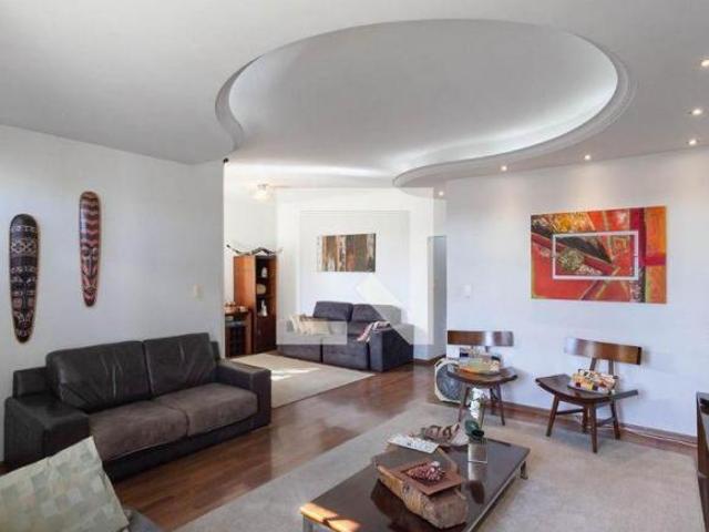 Casa à Venda Paquetá, 4 Quartos, 500 m² Belo Horizonte