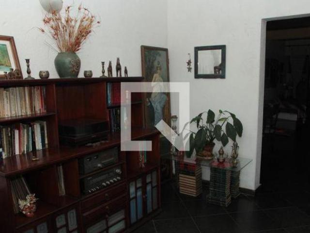 Casa à Venda Paquetá, 3 Quartos, 290 m² Belo Horizonte