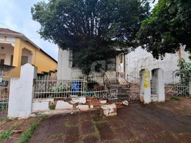 CASA A VENDA PARA DEMOLICAO NO CENTRO TERRENO 300m2
