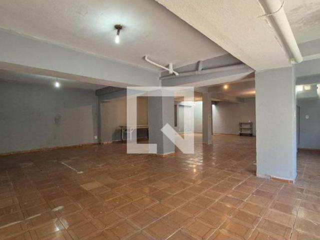Casa à Venda Parque Oratório, 3 Quartos, 400 m2