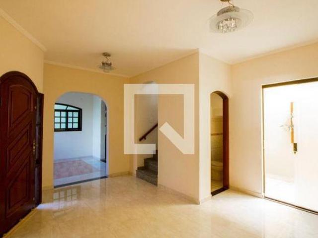 Casa à Venda Parque Oratório, 3 Quartos, 135 m² Santo André