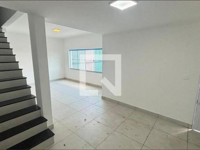 Casa à Venda Parque Oratório, 3 Quartos, 250 m2