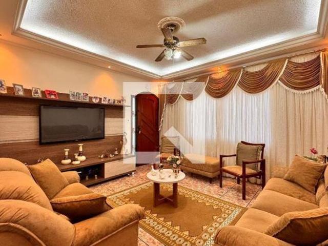 Casa à Venda Parque Oratório, 4 Quartos, 212 m2