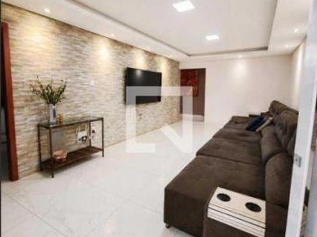 Casa à Venda Parque Atheneu, 3 Quartos, 220 m² Goiânia