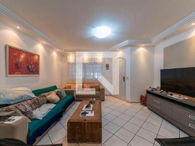 Casa à Venda Parque Bandeirante, 3 Quartos, 180 m2