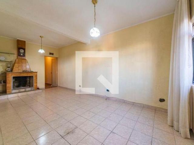 Casa à Venda Parque Bandeirante, 3 Quartos, 250 m2