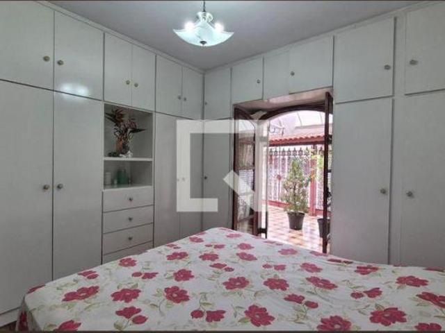 Casa à Venda Parque Bandeirante, 3 Quartos, 300 m2