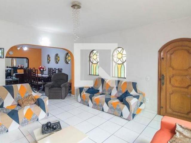 Casa à Venda Parque Bandeirante, 3 Quartos, 300 m² Santo André