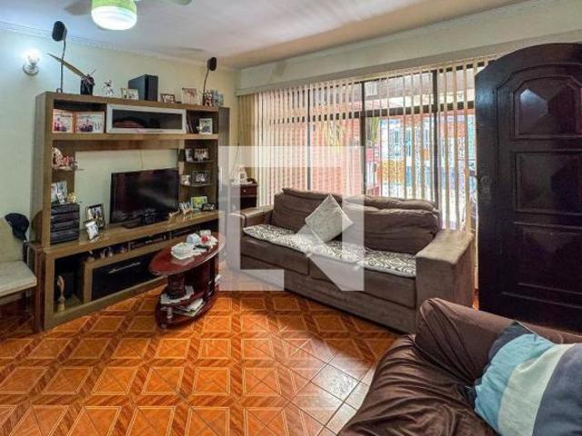 Casa à Venda Parque Bandeirante, 4 Quartos, 226 m2