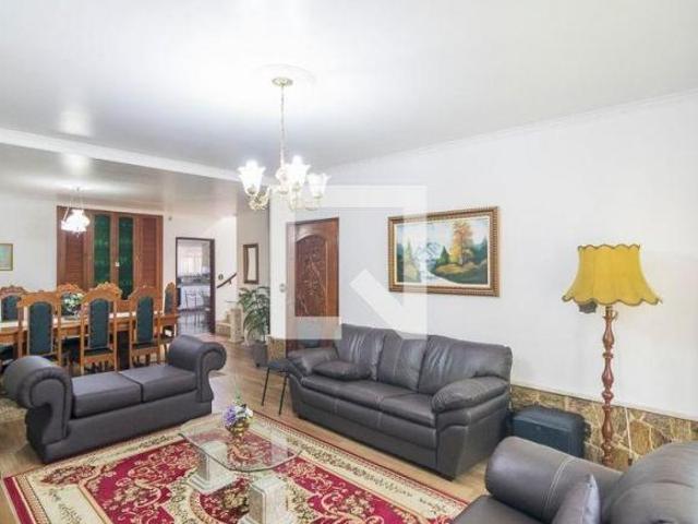 Casa à Venda Parque Bandeirante, 4 Quartos, 303 m2