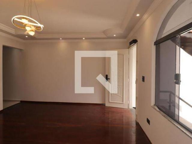 Casa à Venda Parque Capuava, 3 Quartos, 250 m² Santo André