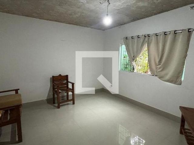 Casa à Venda Parque Capuava, 2 Quartos, 165 m2