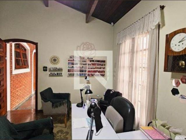Casa à Venda Parque da Represa, 3 Quartos, 250 m² Jundiaí