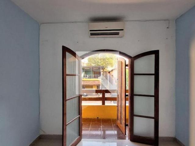 Casa à Venda Parque das Nações, 2 Quartos, 207 m2