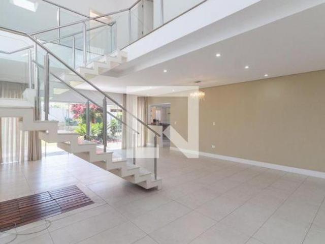 Casa à Venda Parque dos Príncipes, 3 Quartos, 250 m² São Paulo