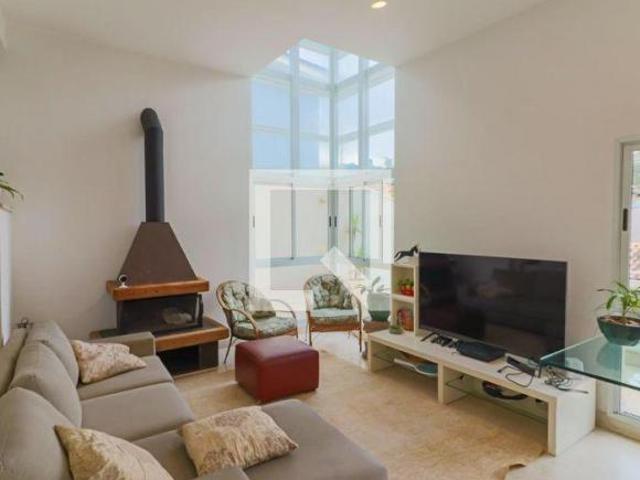 Casa à Venda Parque dos Príncipes, 4 Quartos, 400 m² São Paulo
