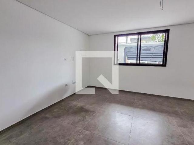 Casa à Venda Parque Erasmo Assunção, 2 Quartos, 113 m2