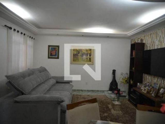 Casa à Venda Parque Erasmo Assunção, 3 Quartos, 195 m2