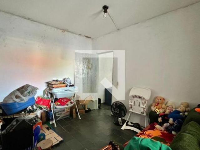 Casa à Venda Parque Imperador, 4 Quartos, 180 m2