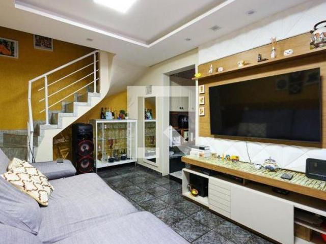 Casa à Venda Parque Industrial das Oliveiras, 2 Quartos, 100 m² Taboão da Serra