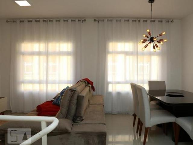 Casa à Venda Parque Industrial das Oliveiras, 3 Quartos, 128 m² Taboão da Serra