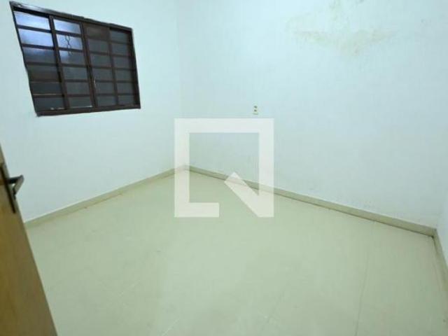 Casa à Venda Parque Industrial Paulista, 3 Quartos, 140 m² Goiânia