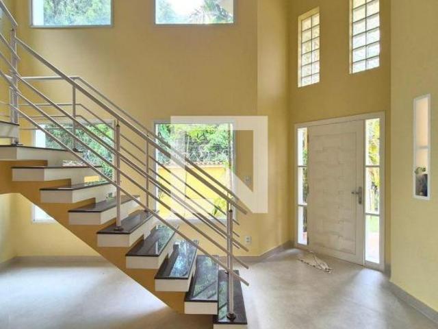Casa à Venda Parque Prado, 4 Quartos, 291 m2