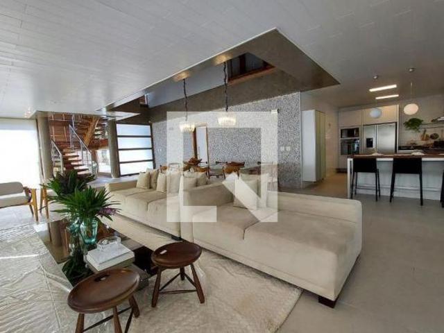 Casa à Venda Parque Prado, 5 Quartos, 349 m2
