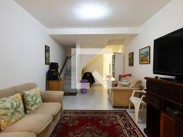 Casa à Venda Parque Regina, 2 Quartos, 250 m2