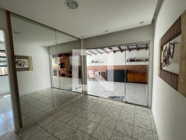 Casa à Venda Parque Residencial Almerinda Chaves, 2 Quartos, 150 m² Jundiaí