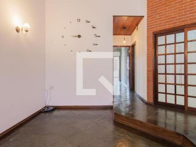 Casa à Venda Parque São Vicente, 3 Quartos, 220 m² Mauá